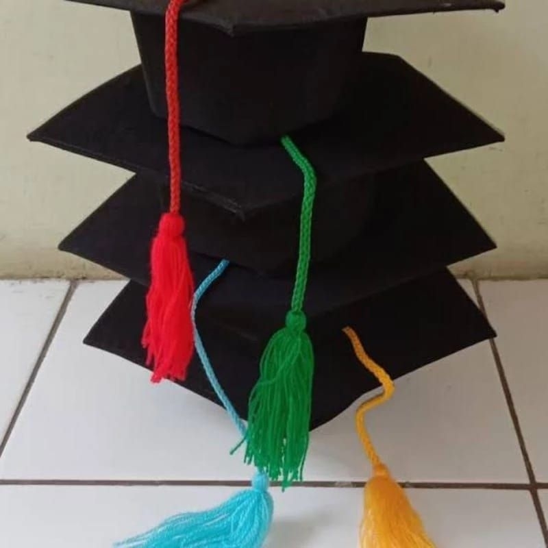 Jual Topi Toga Wisuda sarjana Ready Stok untuk size TK | Shopee Indonesia