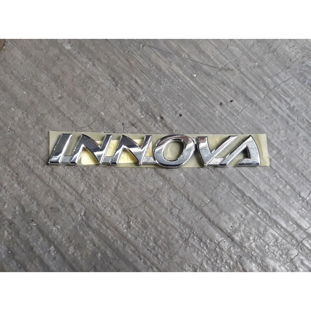 Jual EMBLEM INNOVA (CHROME) | Shopee Indonesia
