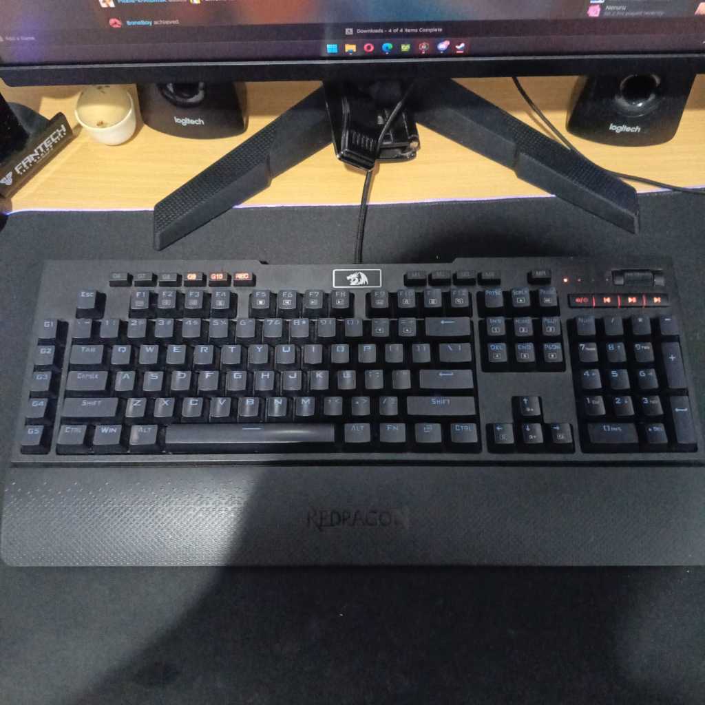 Jual RedRagon Mechanical Gaming Keyboard Optical RGB Brahma Pro K586-PRO | Shopee Indonesia