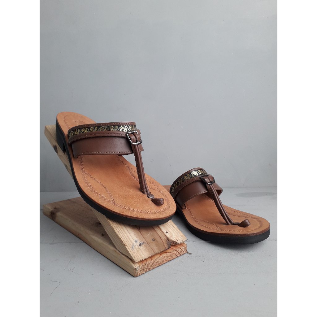 Jual Sandal Datuak Capal Tarumpah Kulit Asli Coklat Tempahan Sandal ...