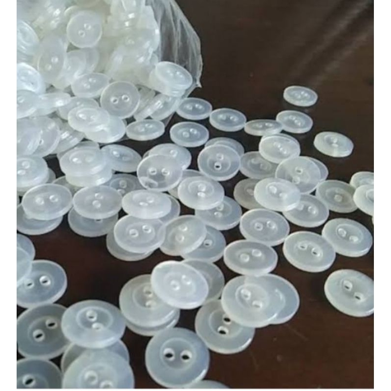 Jual Kancing Baju Warna Putih 1 pak isi 20 Kancing | Shopee Indonesia