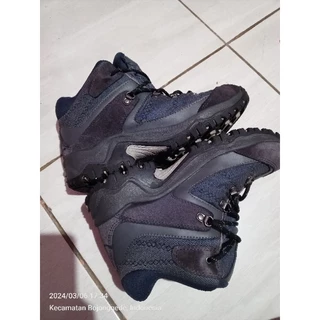 Jual sepatu columbia second Harga Terbaik & Termurah Mei 2024 | Shopee ...