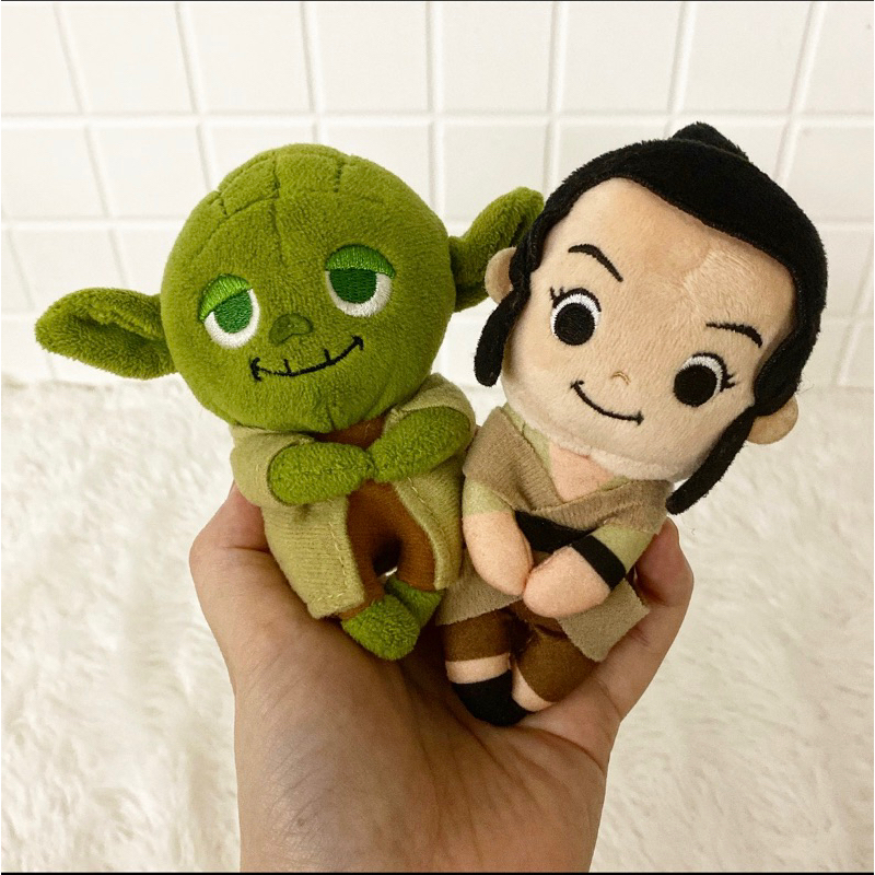 Jual boneka t-arts chokkorisan star wars yoda and rey t arts tangan ...