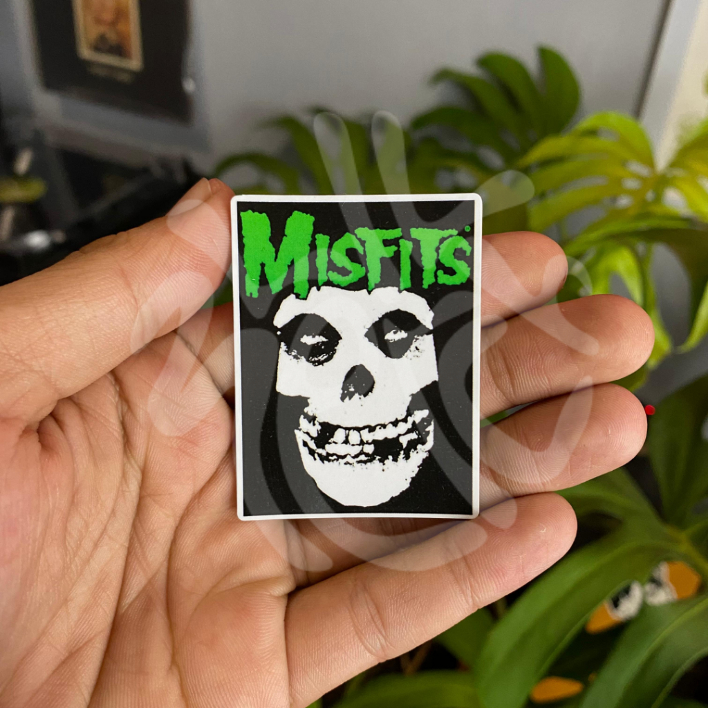 Jual stiker misfits / sticker aesthetic / sticker tumblr /stiker ...