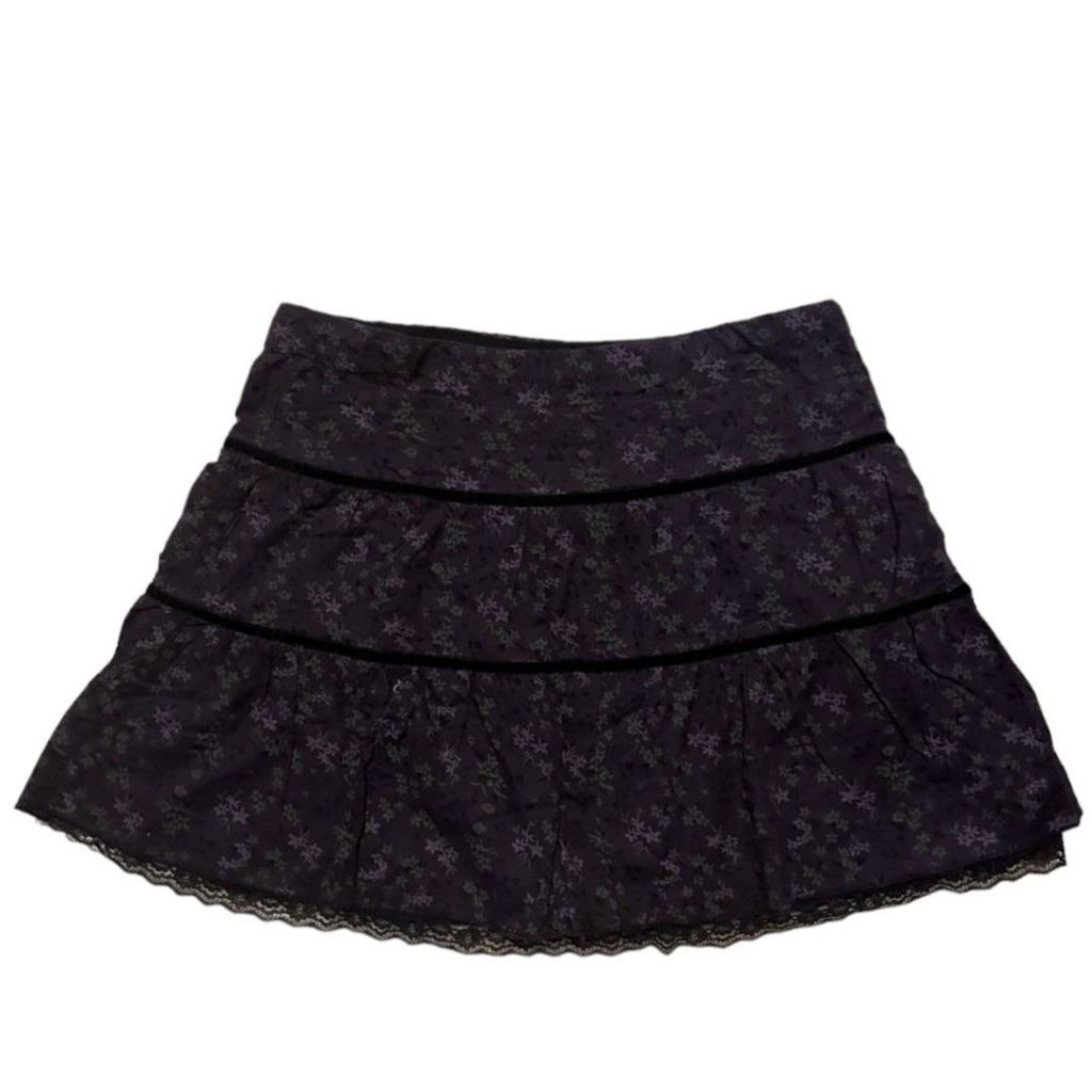 Jual Tiered Floral Coquette Lace Violet Mini Skirt | Ruffle Susun Umpak ...