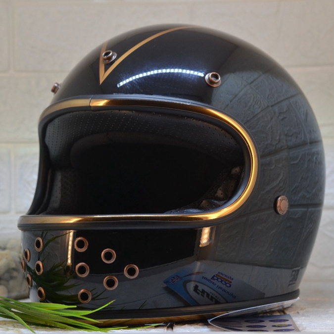 Jual HELM RETRO HOLE GRINGGO LIST GOLD / HELM CLASSIC / SNI ( MR HELM ...