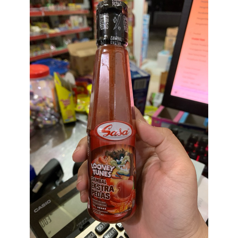 Jual SASA SAOS SAMBAL EXTRA PEDAS BOTOL 135ml | Shopee Indonesia