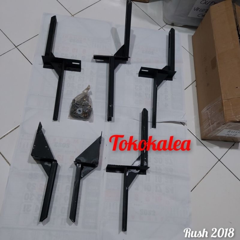 Jual Breket Footstep Pijakan Samping Mobil Toyota Rush Terios 2018-2022 ...