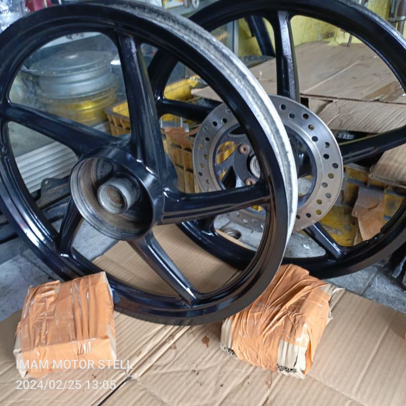Jual velg pelek revo, fitNEW,x125, revofit, revo absolut fullset napgir ...