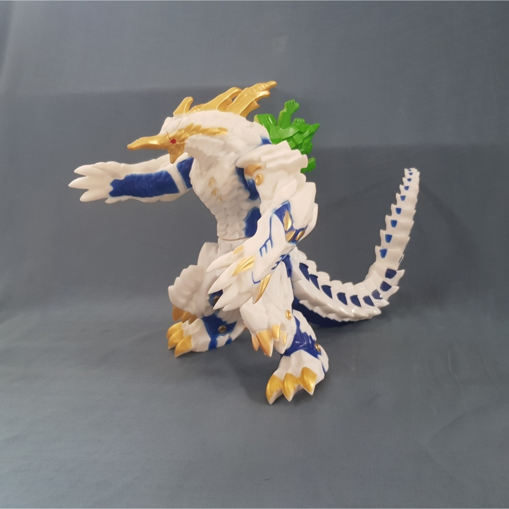 Jual Figure Monster Kaiju Gagula Dynazenon ultraman tinggi 17cm ...