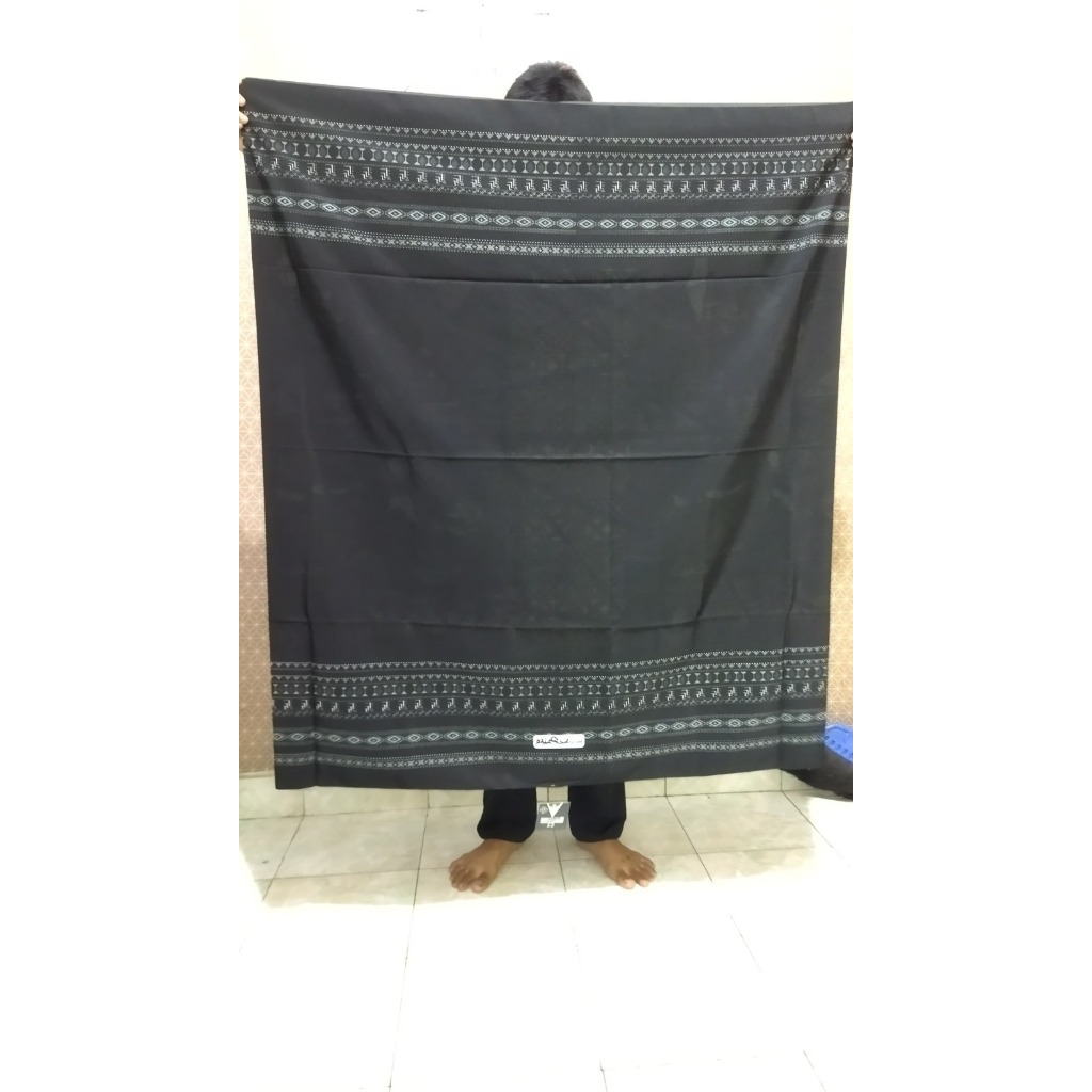 Jual Sarung Rabbani Palestine Warna Hitam Putih Original 100% Terbaru ...