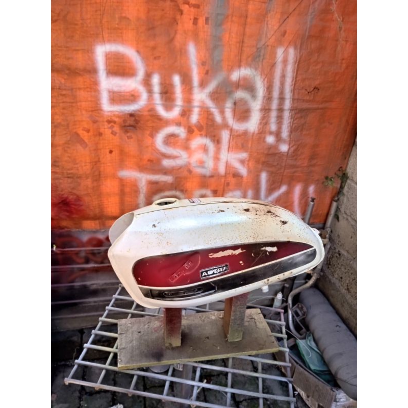 Jual tangki CB100 bladus mirip original bahan doraemon | Shopee Indonesia