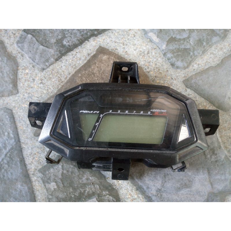 Jual spido spedo spedometer GTR 150 v2 honda supragtr150 v2 37100-K56 ...
