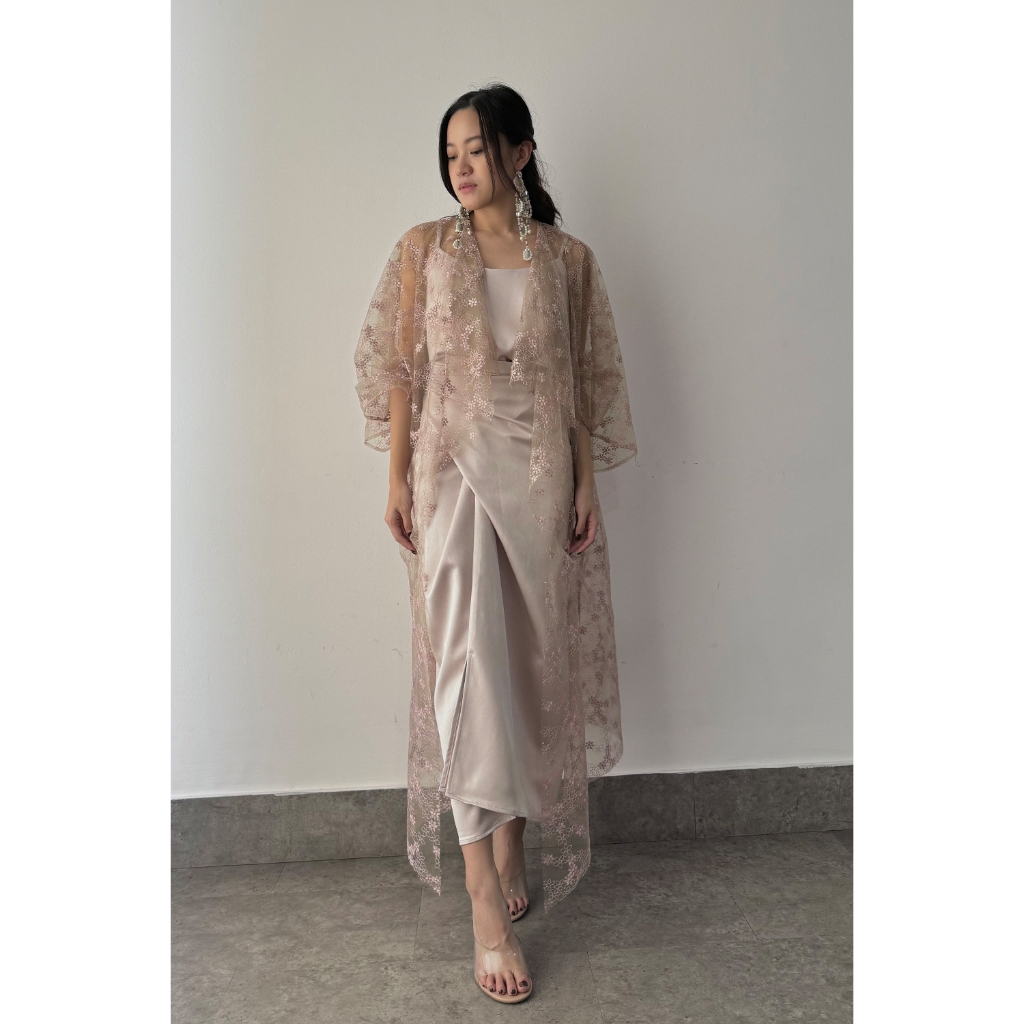 Jual BORA - Myrella Raya Set (Outer Brokat, Rok Saten, Atasan Camisole ...