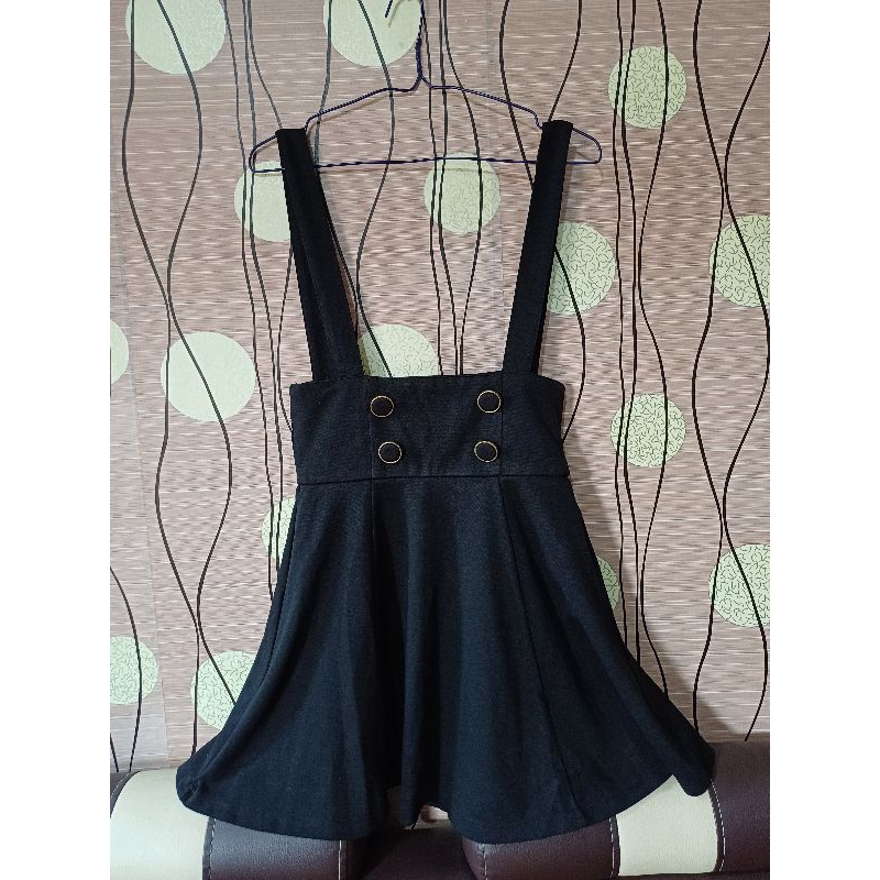 Jual ROK JUMPSUIT HITAM (PRELOVED LIKE NEW) | Shopee Indonesia