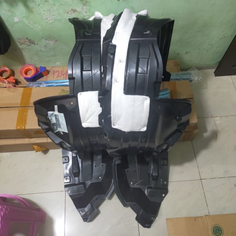 Jual Liner Fender Toyota Innova Zenix Original | Shopee Indonesia