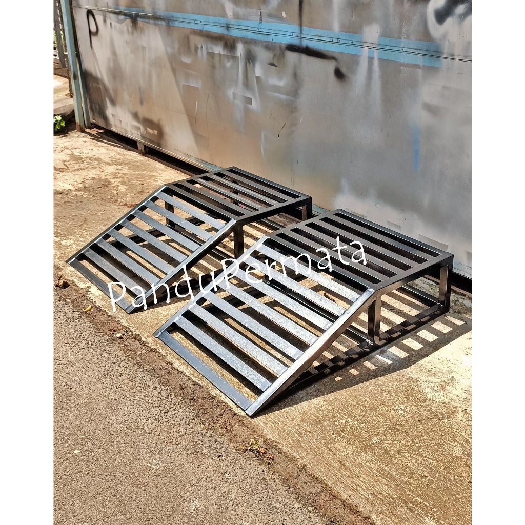 Jual Tanjakan Besi Mobil Pijakan Alat Bantu Naik Mobil Custom Sepasang ...