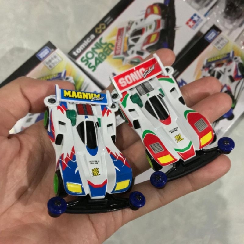 Jual Tomica Premium Unlimited Mini 4WD Magnum saber Sonic saber Set ...