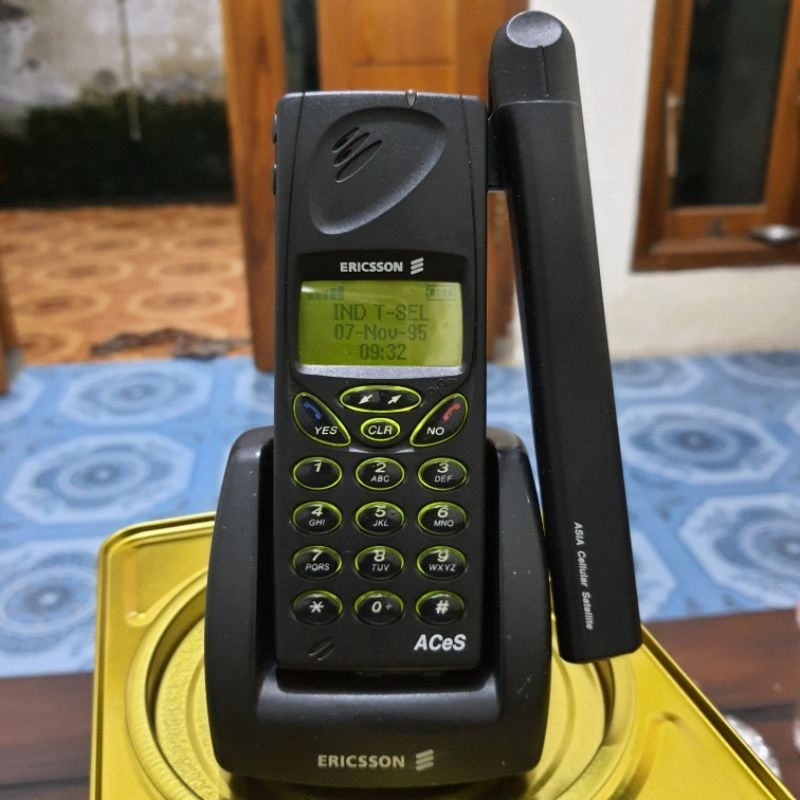 Jual ericsson R190 sattelite original PROTOTYPE asli hitam | Shopee ...