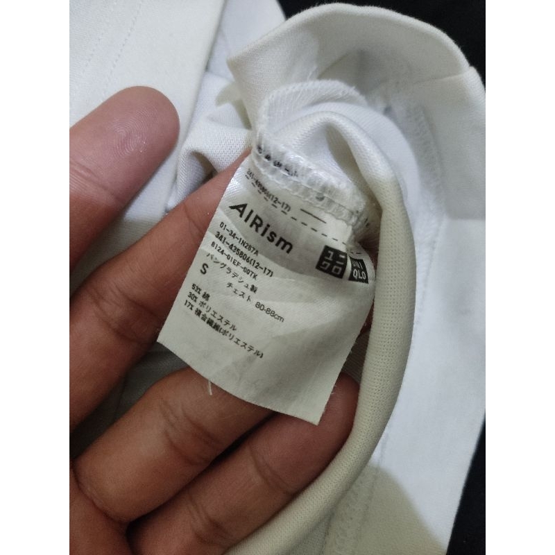 Jual Uniqlo airism putih | Shopee Indonesia
