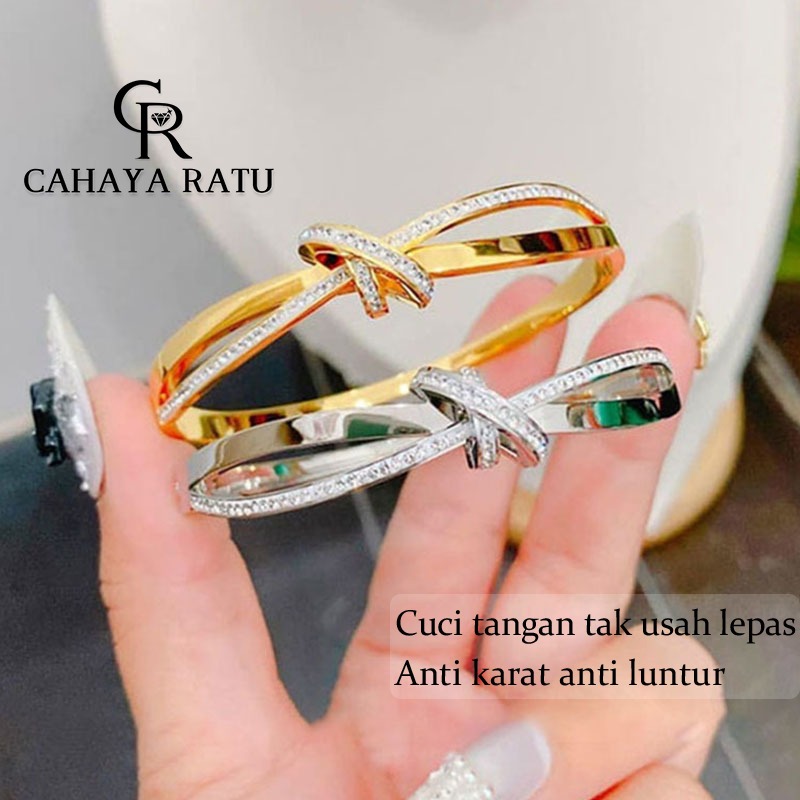 Jual CR • Gelang Titanium Wanita Anti Karat Salib Berlian Mewah Emas ...