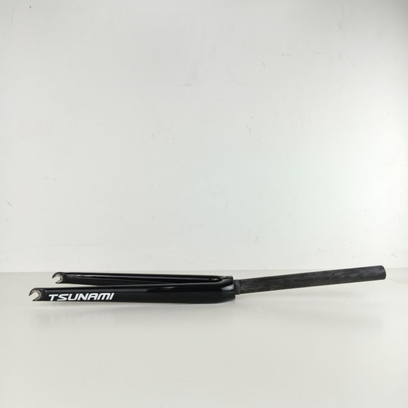 Jual Full Carbon Fork TSUNAMI Straight Steerer 700 c | Shopee Indonesia