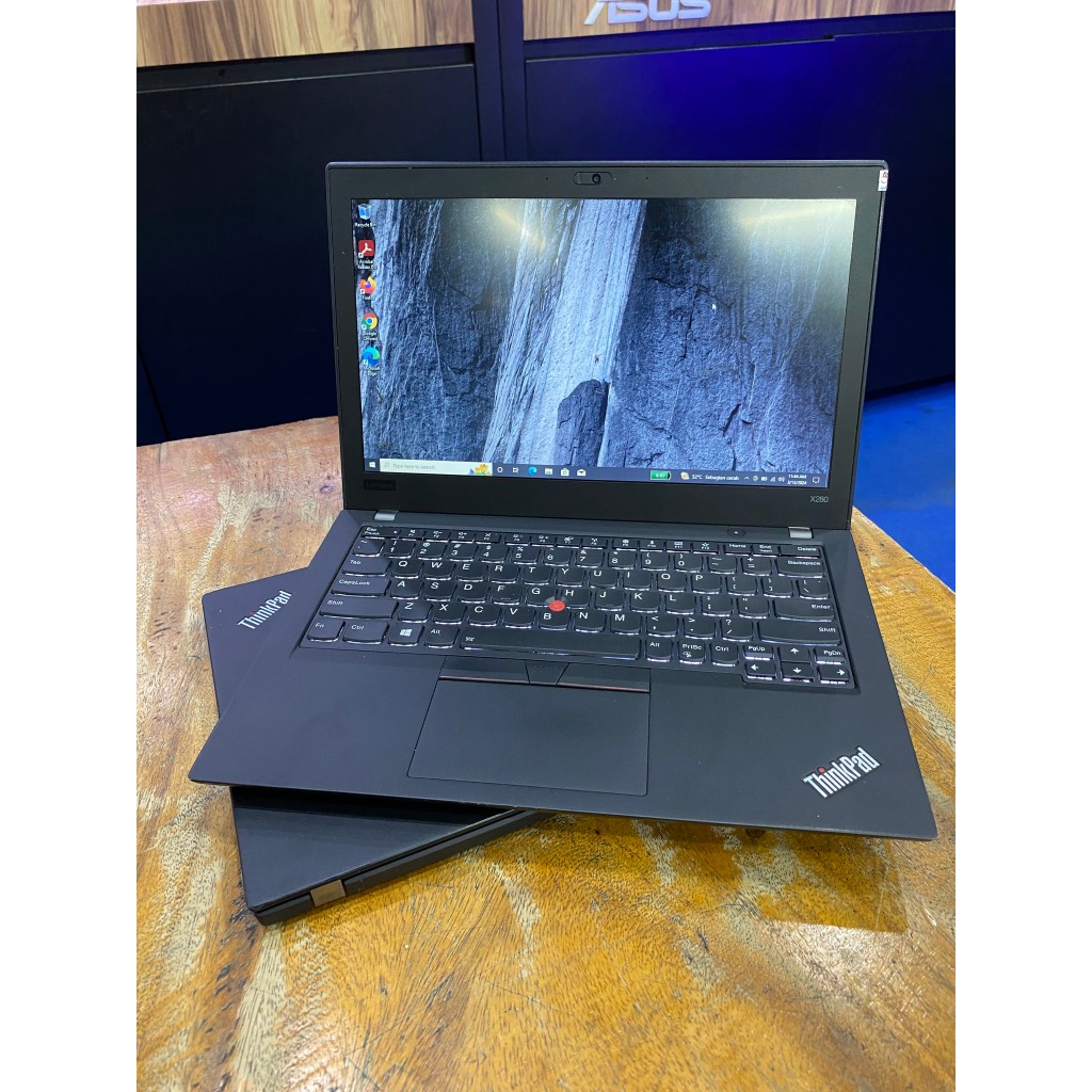 Jual Lenovo ThinkPad X280 core i5 ram 8gb 256gb | Shopee Indonesia