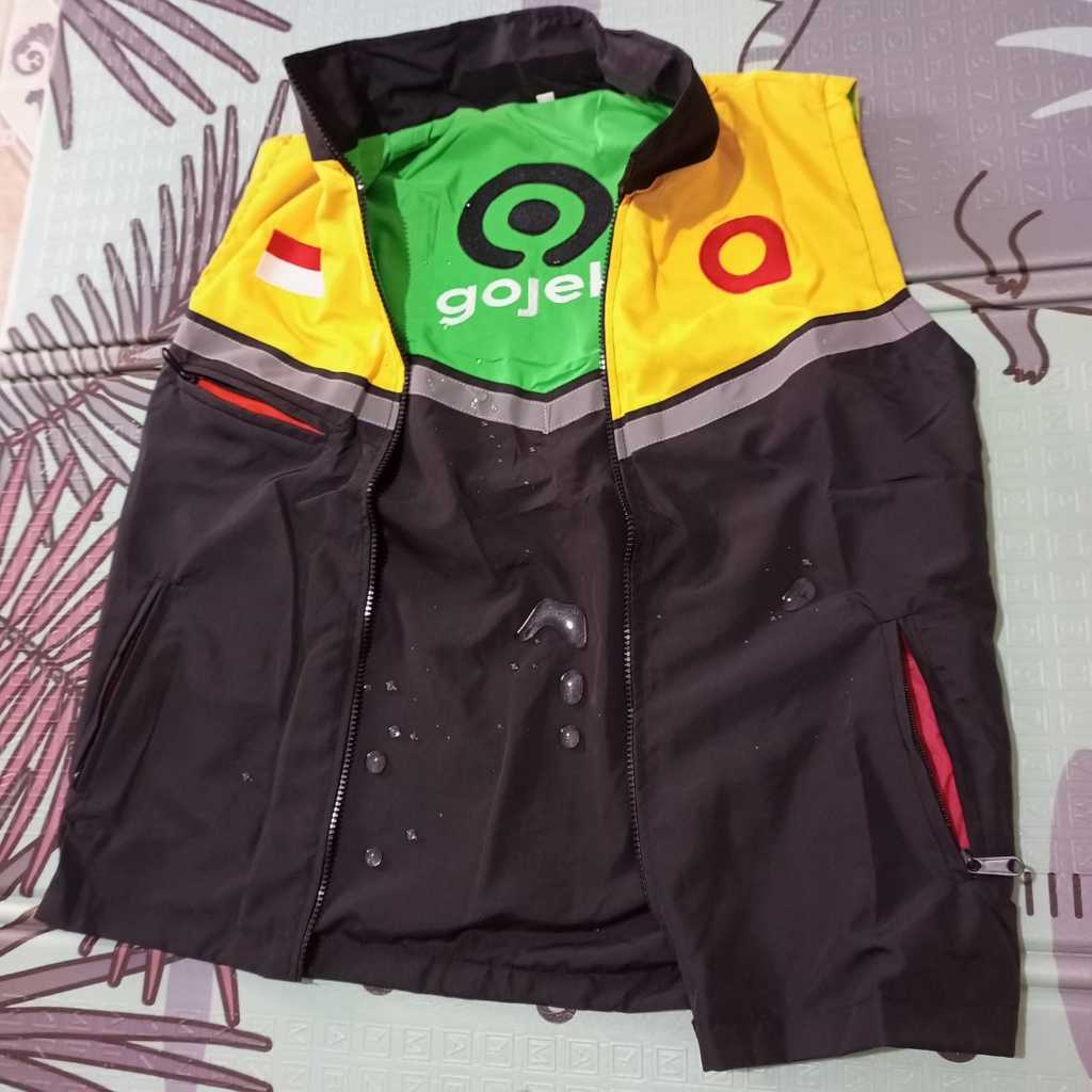 Jual jaket Maxim terbaru bukan ini rompi Maxim bolak balik rompi driver ...