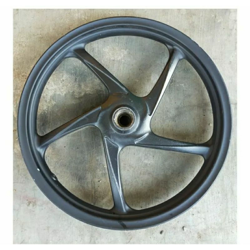 Jual velg depan pelek bagian depan motor honda beat karbu / scoopy ...