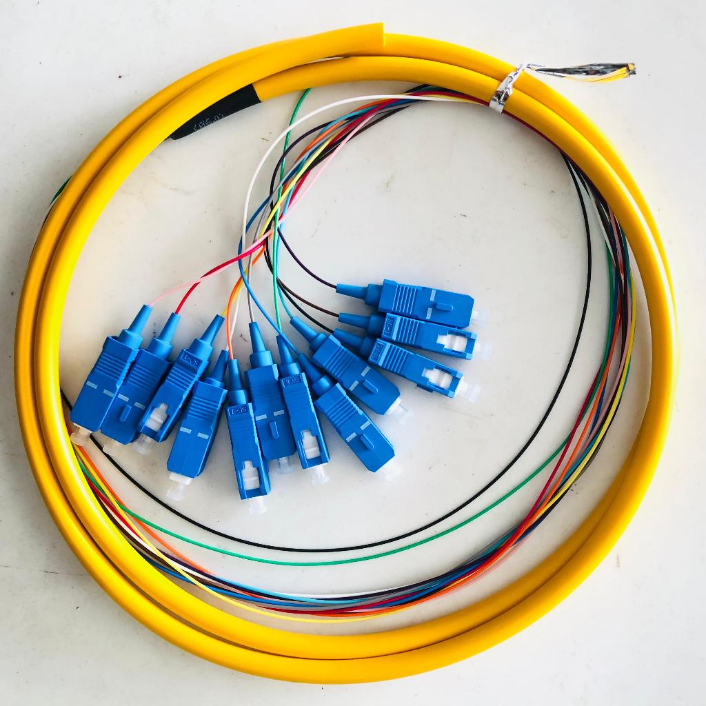 Jual Fiber Optic Bundle Pigtail SC/UPC Connector 12 Color 0.9mm SM FTTH Pigtail | Shopee Indonesia