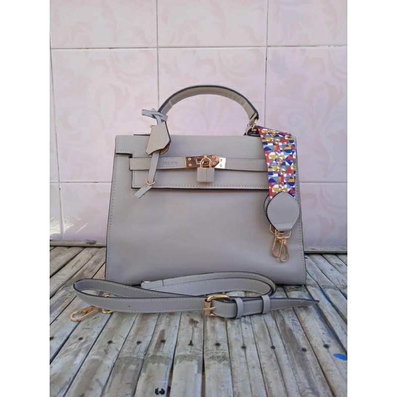 Jual Tas Model Kelly Herme Abu | Shopee Indonesia
