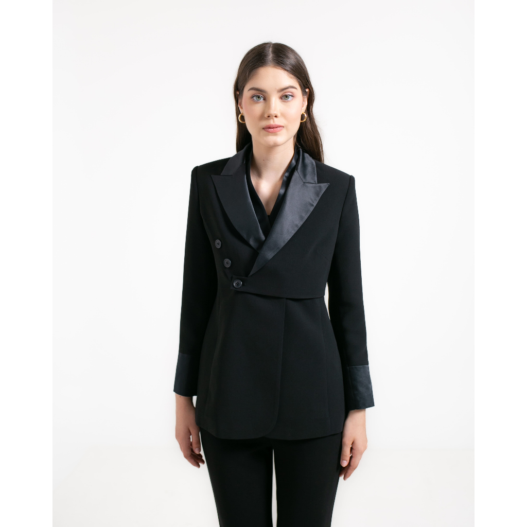 Jual INVIO Eloise Tonal Satin Blazer | Jas Wanita - The Minimalist ...