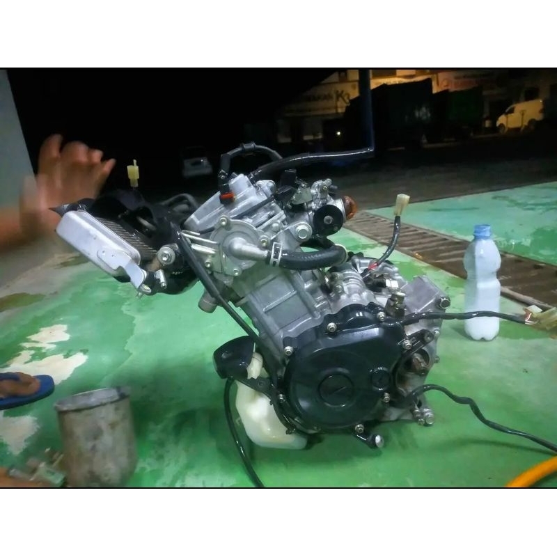 Jual Mesin R15 V3 Copotan Segel | Yamaha R15 V3 VVA PNP ke Vixion R ...