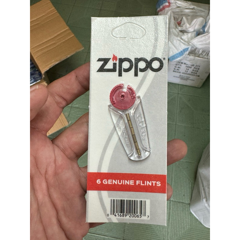 Jual Batu korek Zippo original isi 6 pcs dan sumbu zippo original ...