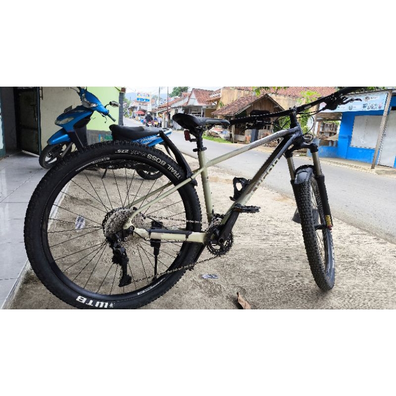 Jual POLYGON XTRADA 6 2021 BEKAS ORIGINAL STANDAR PABRIK UKURAN M 27,5 | Shopee Indonesia