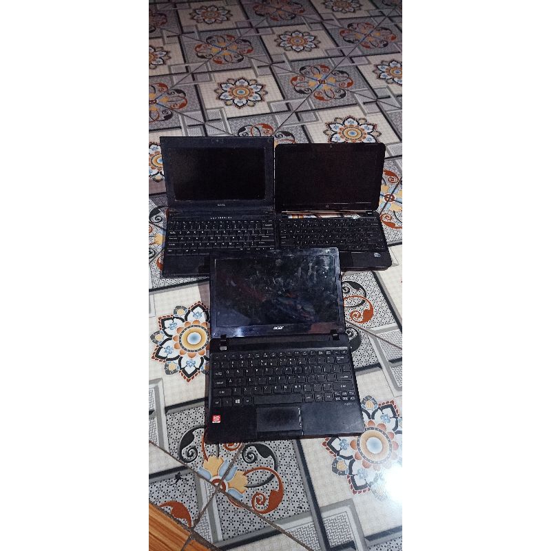 Jual 3 unit Note book rusak kondisi gembling/ matot | Shopee Indonesia