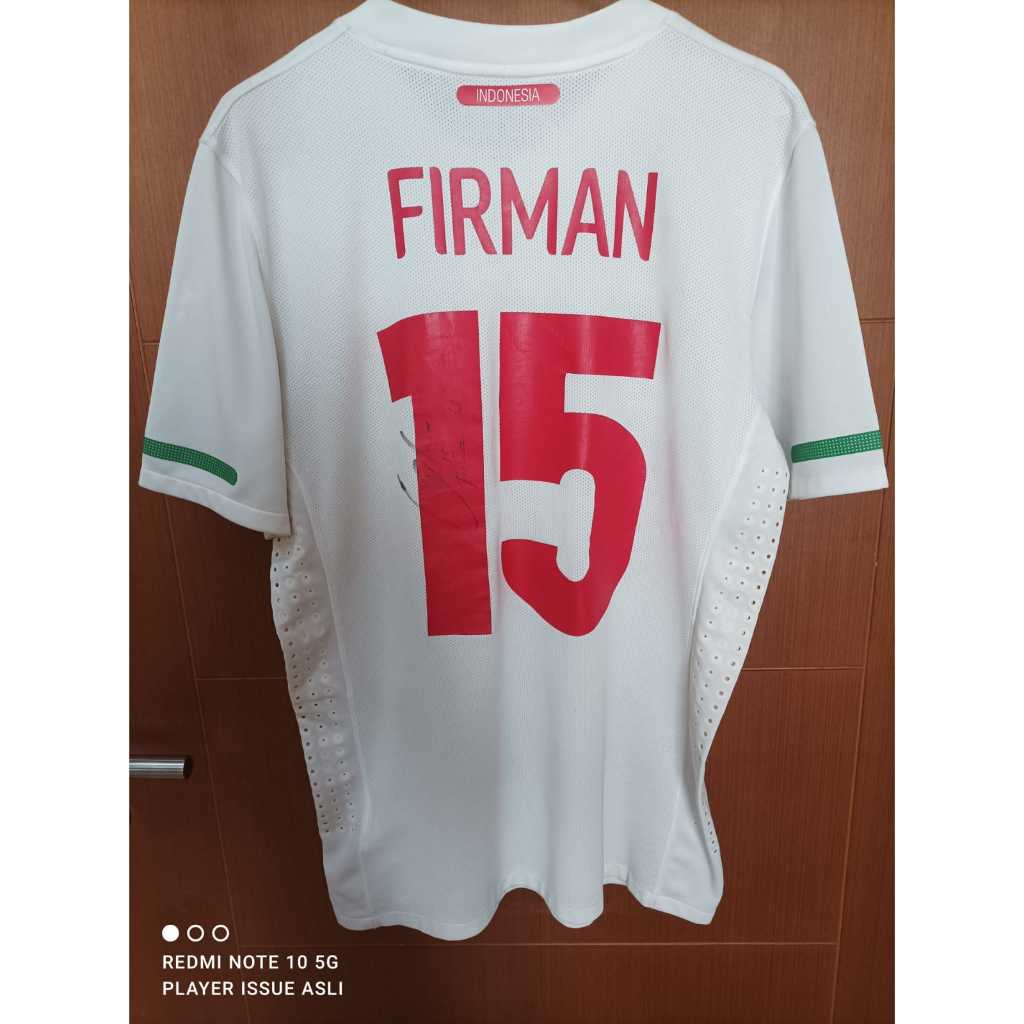 Jual Jersey TimNas Indonesia Away 2010 pendek ukuran S full name set ...