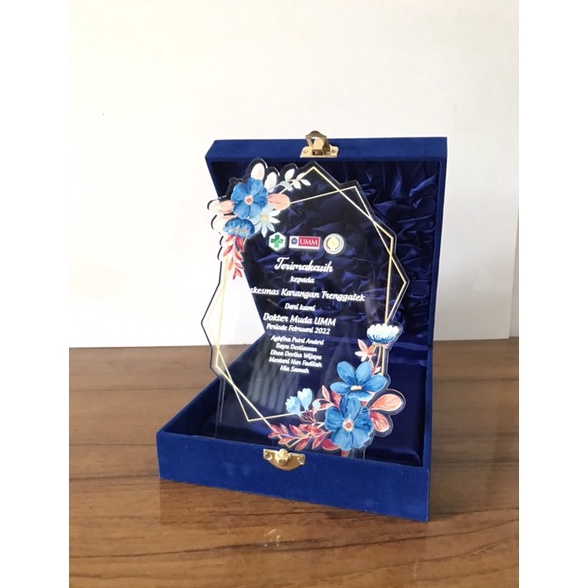 Jual Plakat Akrilik Custom Printing UV Free Design Sehari Jadi ART Q4E2 ...