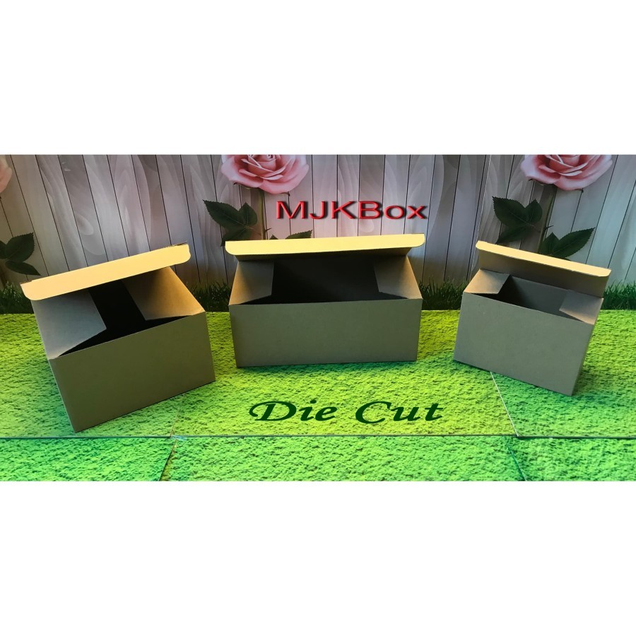 Jual kardus karton box uk.4x4x12 cm ,,,Die Cut polos baru | Shopee ...