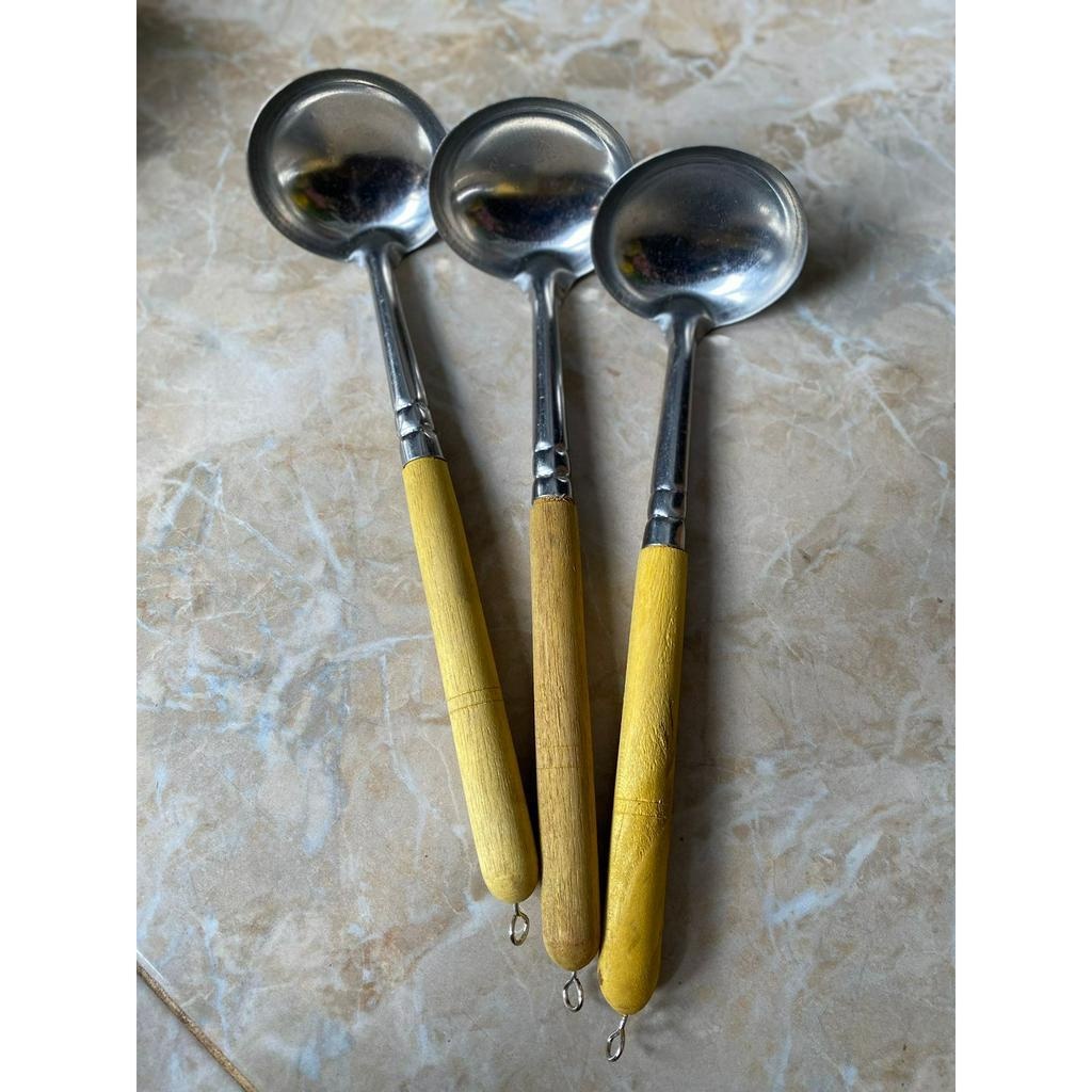 Jual Sendok Sayur / Sendok Sup Sop / Sendok Bakso Gagang Kayu / Irus ...
