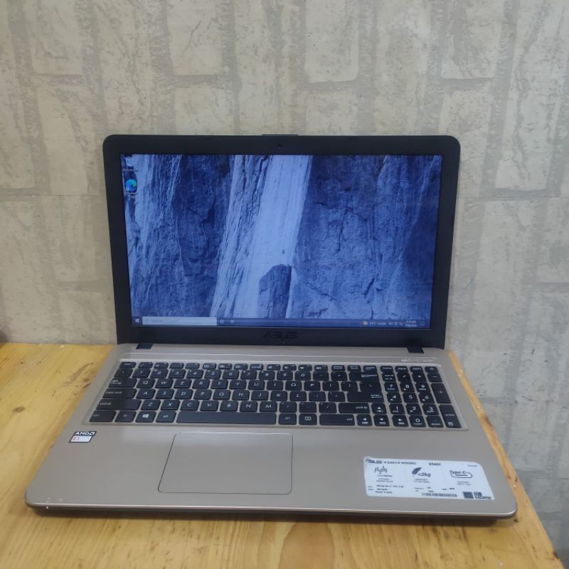 Jual Laptop Asus X540YA, Amd E1-7010, Gen 7th, Ram 2/500Gb, Gold ...