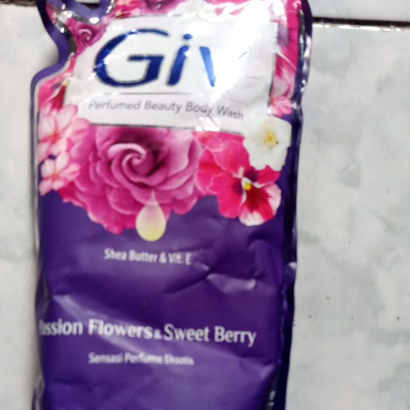 Jual GIV SABUN CAIR UNGU PASSION FLOWER 825 ML PRKMO MURAH | Shopee ...