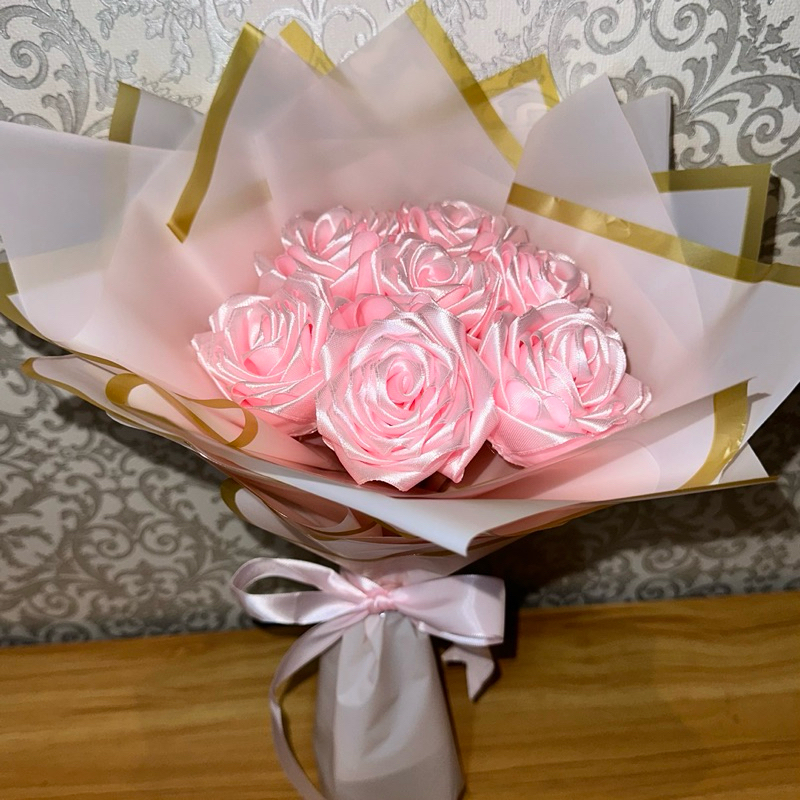 Jual Buket Bunga/Flower Bouquet/Buket Wisuda/Buket Graduation/Round ...