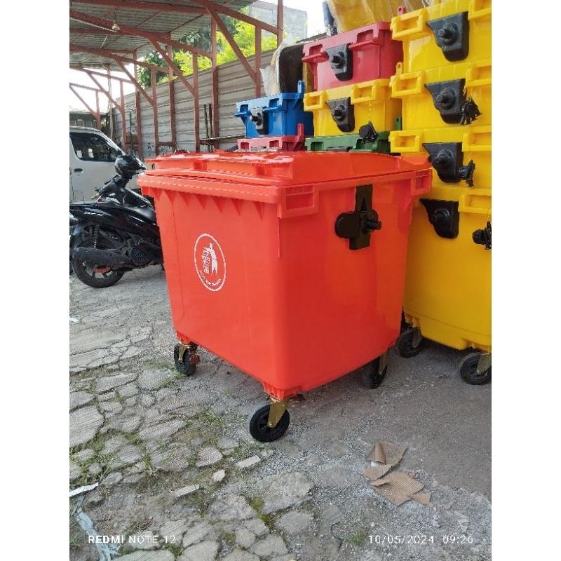 Jual TEMPAT SAMPAH BESAR 1100 LITER PLASTIK HDPE RODA | Shopee Indonesia