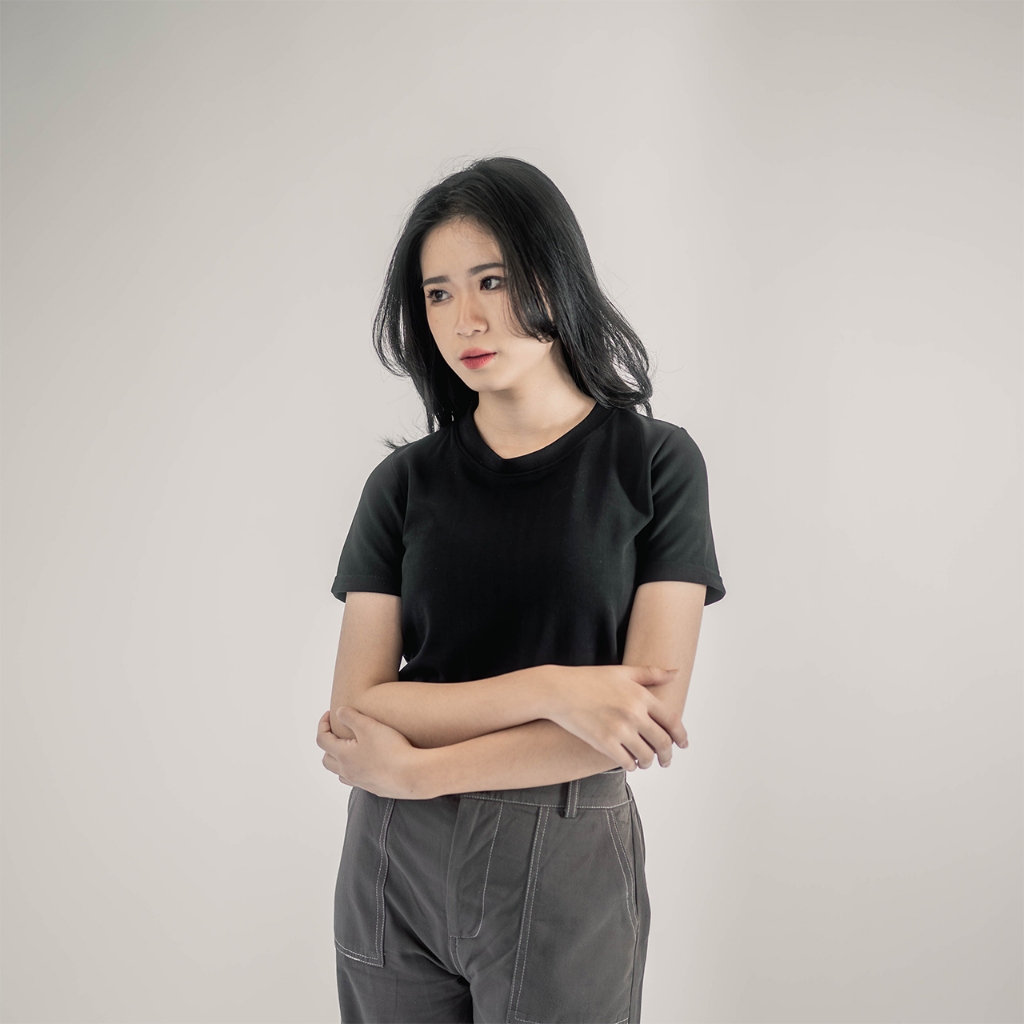 Jual Kaos Basic Wanita | Everyday T-Shirt | HULM | Shopee Indonesia
