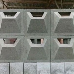 Jual ROSTER MINIMALIS tv (20x20)roster beton,roster pagar,roster ...