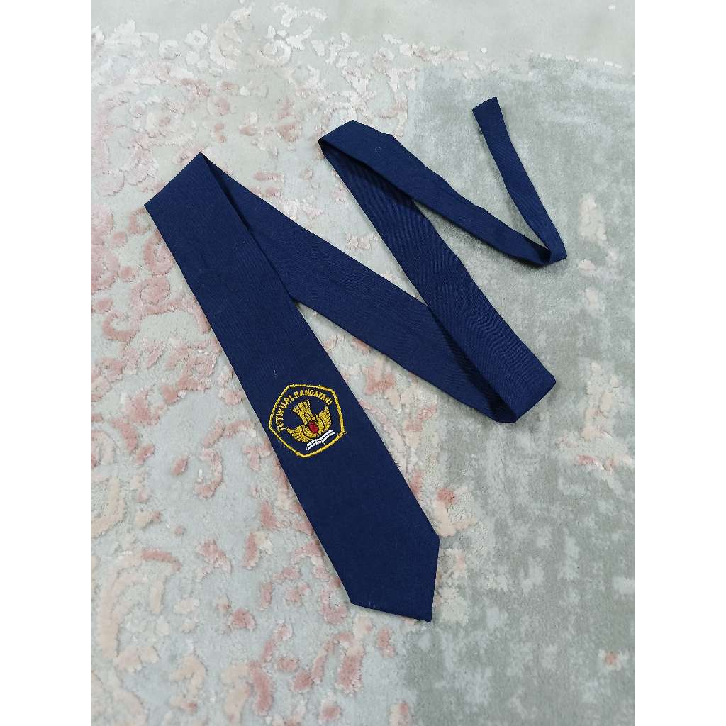 Jual DASI BIRU SMP LOGO DI BORDIR UNISEX (BISA DI PAKAI ANAK LAKI-LAKI ...