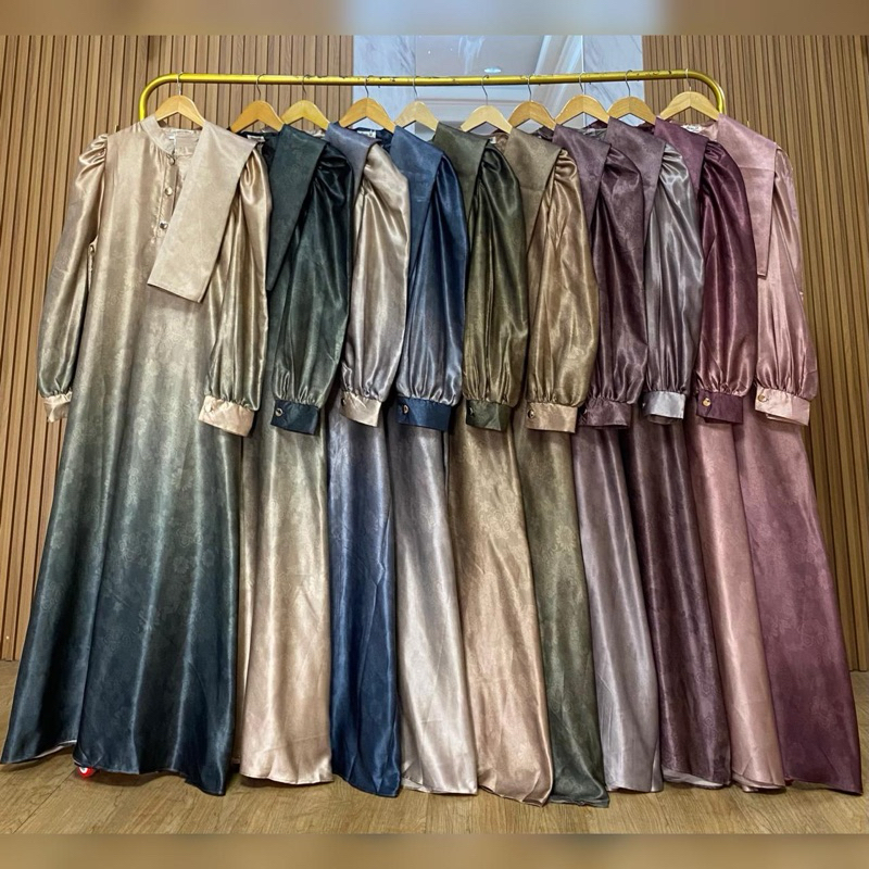 Jual Inaya Dress Motif Gradasi Material Aarrmmaannii Silk Plus Hijab ...