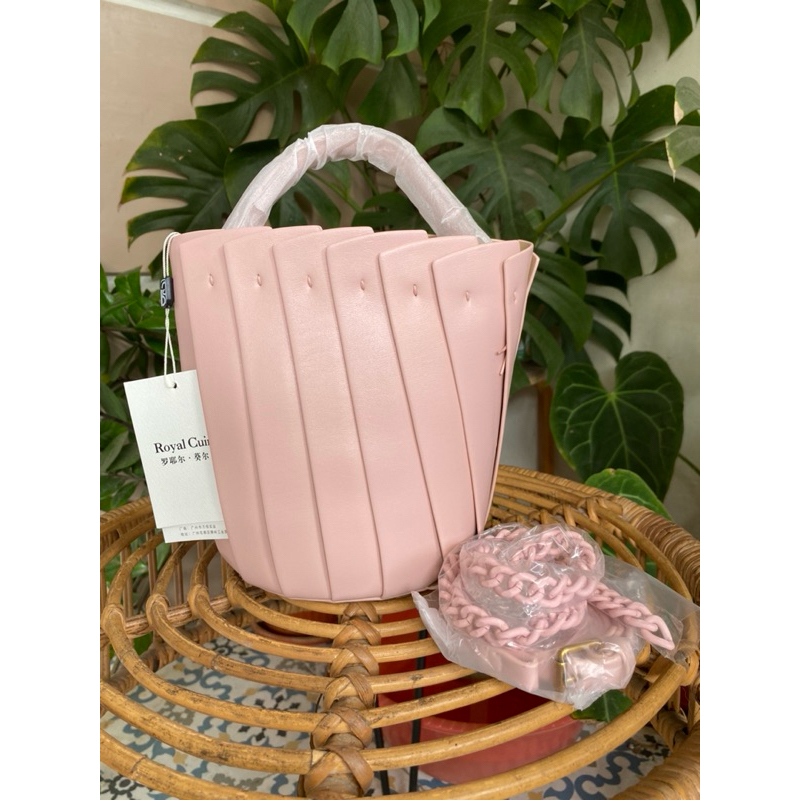 Jual ROYAL CUIR KIPAS PINK #5005 (READY) | Shopee Indonesia