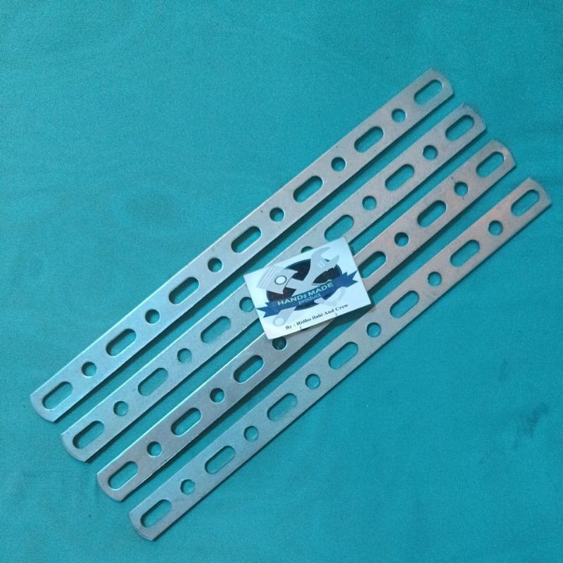 Jual PLAT BESI LUBANG UNIVERSAL buat dudukan/breket spakboard pnjang ...